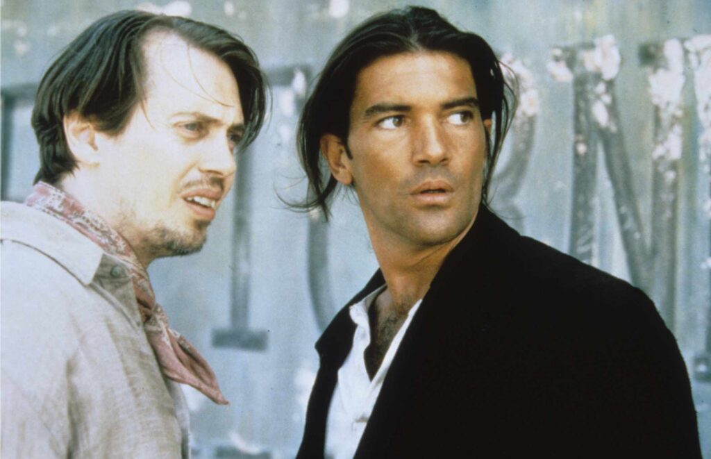 Desperado: Pláč a trauma Salmy Hayek, spálené vlasy a devětkrát zabitý ...